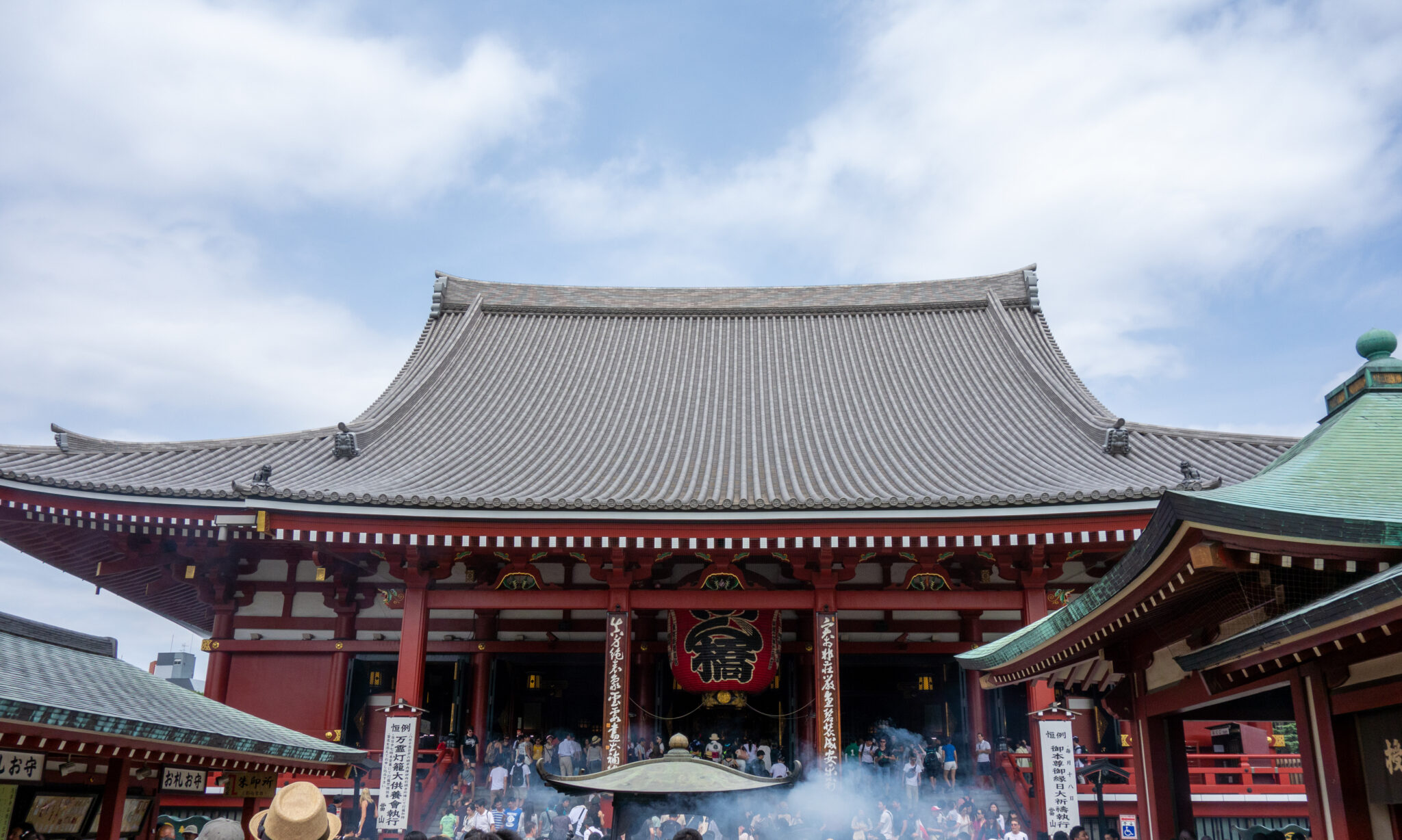 Asakusa (Sensoji Temple) | Traveling Japan